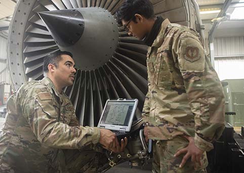 Career Pathways | Aircraft Mechanics | Careers in the Military