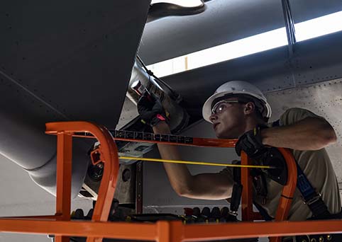 Career Pathways | Aircraft Mechanics | Careers in the Military