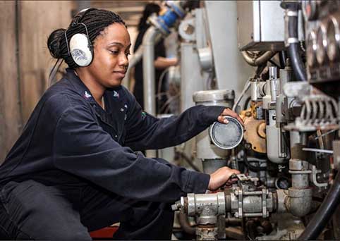 Career Pathways | Marine Equipment Mechanics | Careers in the Military